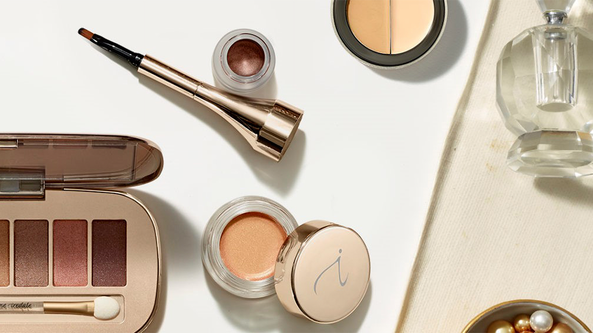 Eye Makeup Ideas for Every Eye Colour | The Skincare Centre
